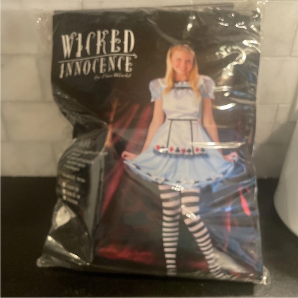 Disney | Costumes | Alice In Wonderland Alice Costume With Striped ...
